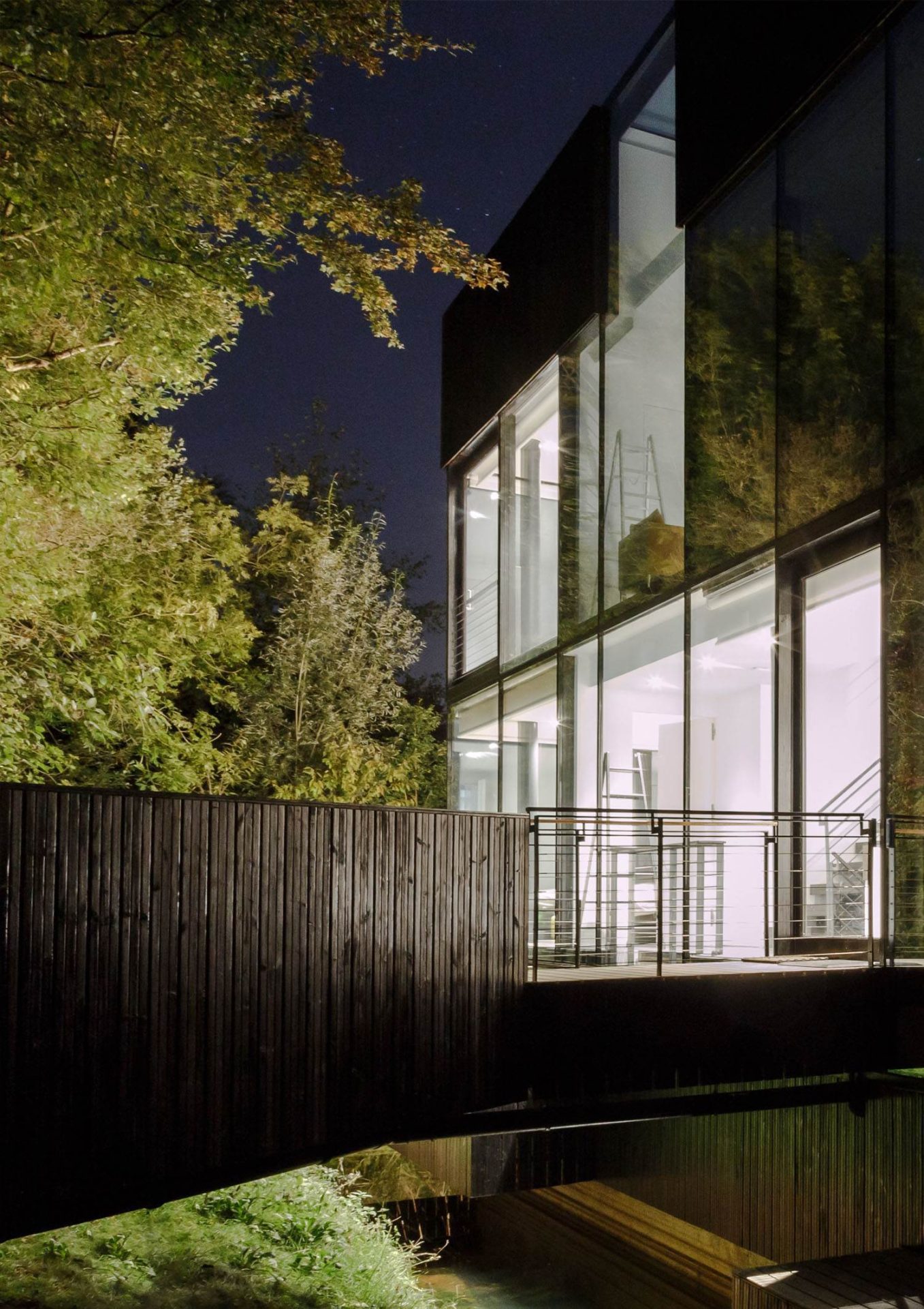 Glass villa on the lake – Coln Park (UK) – Procomsa